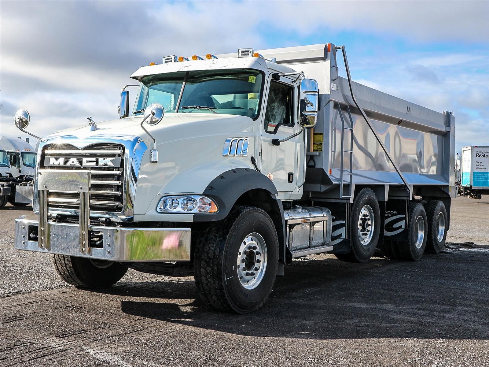 2019 Mack GU812/3