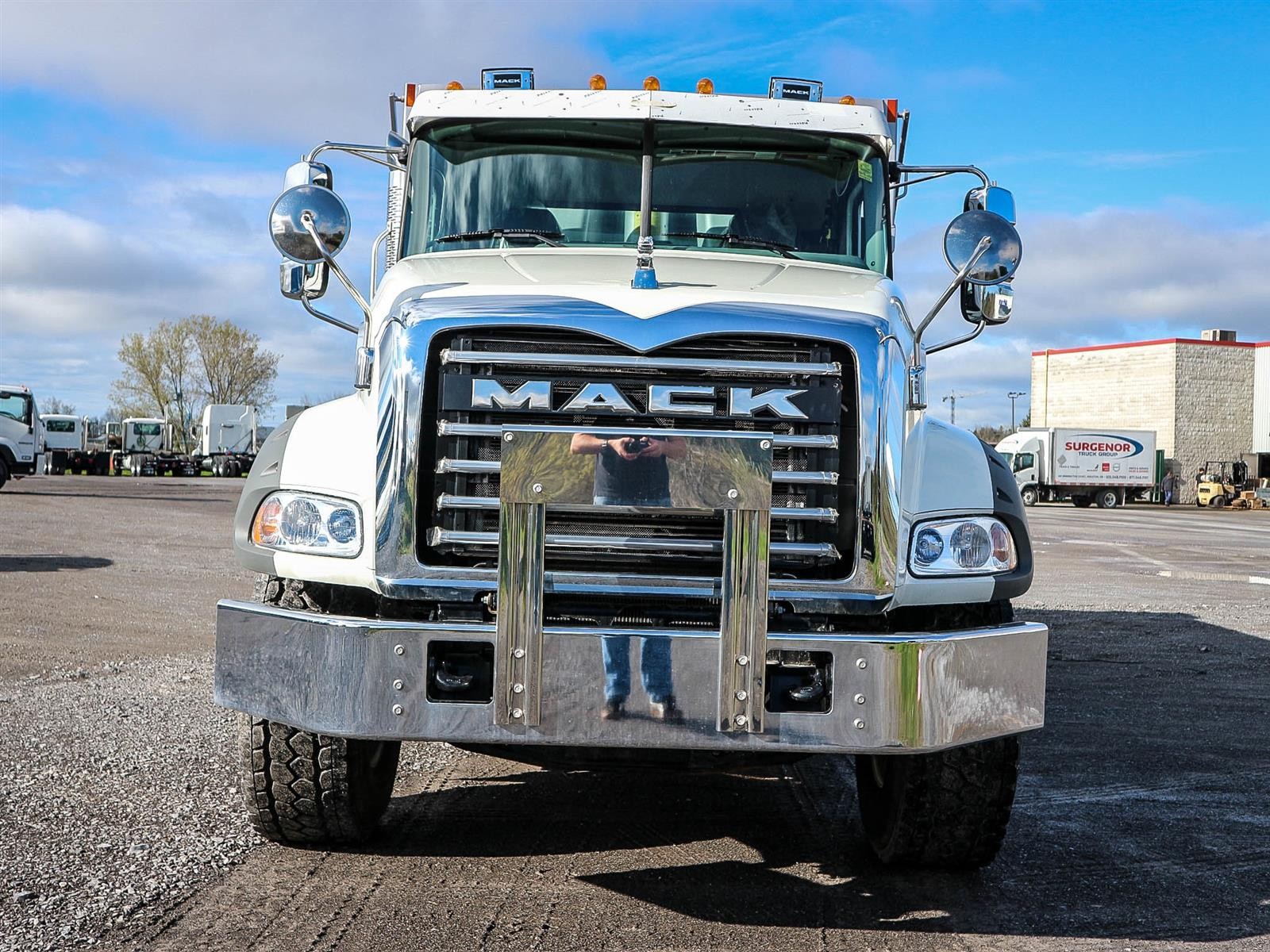 2019 Mack GU812/3