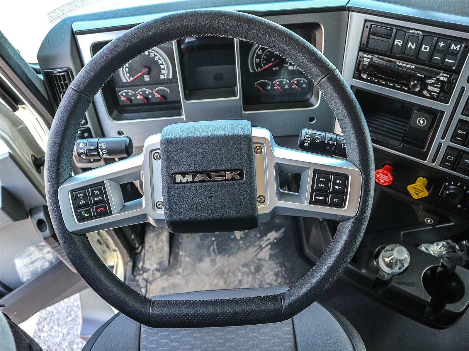 2019 Mack Anthem
