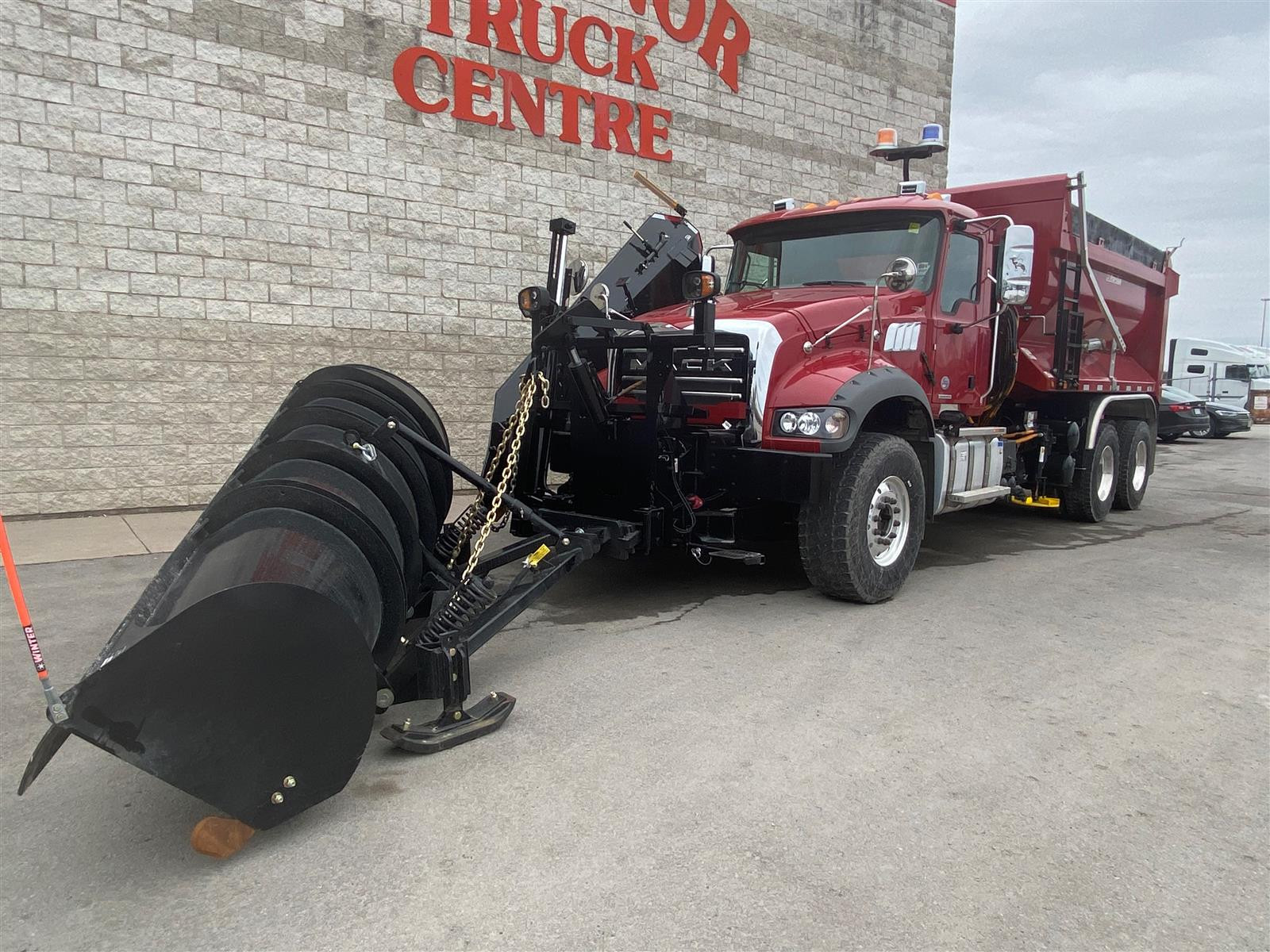 2020 Mack Granite