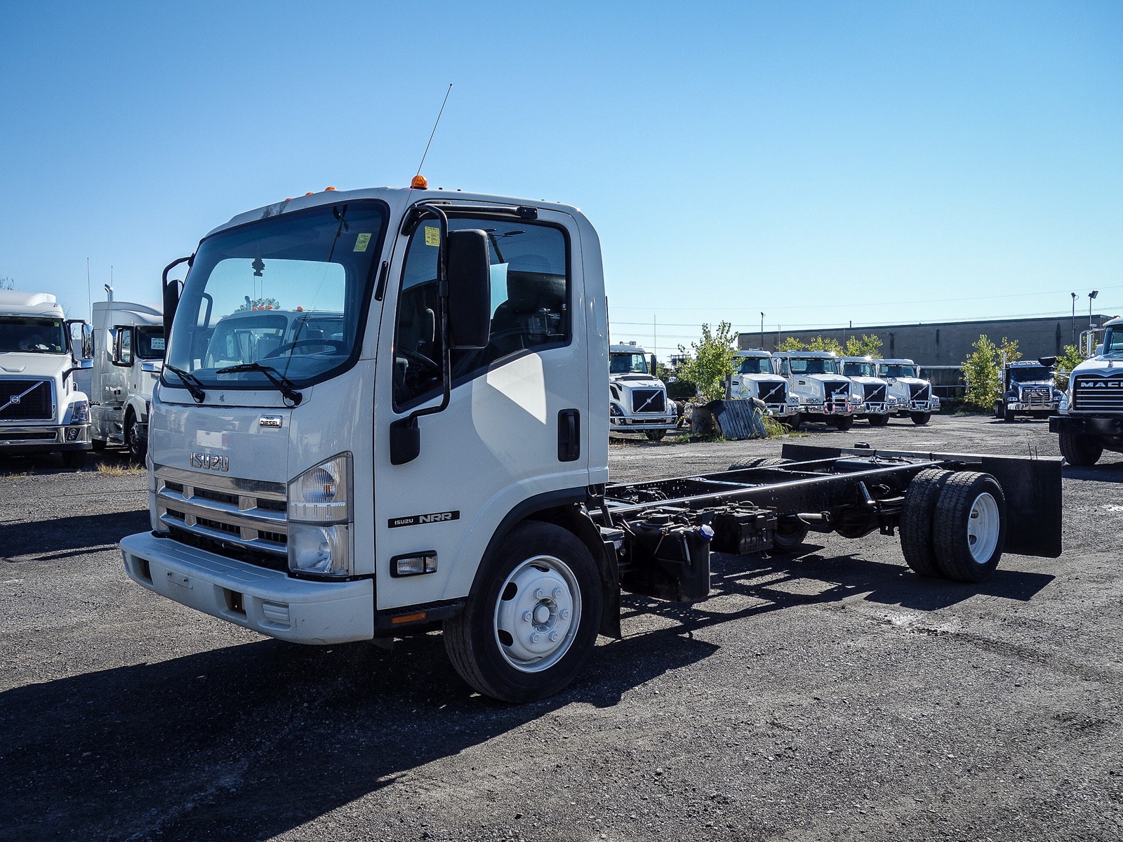 2011 Isuzu NRR