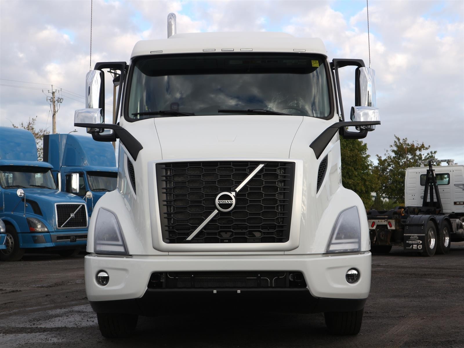 2019 Volvo VNR 640