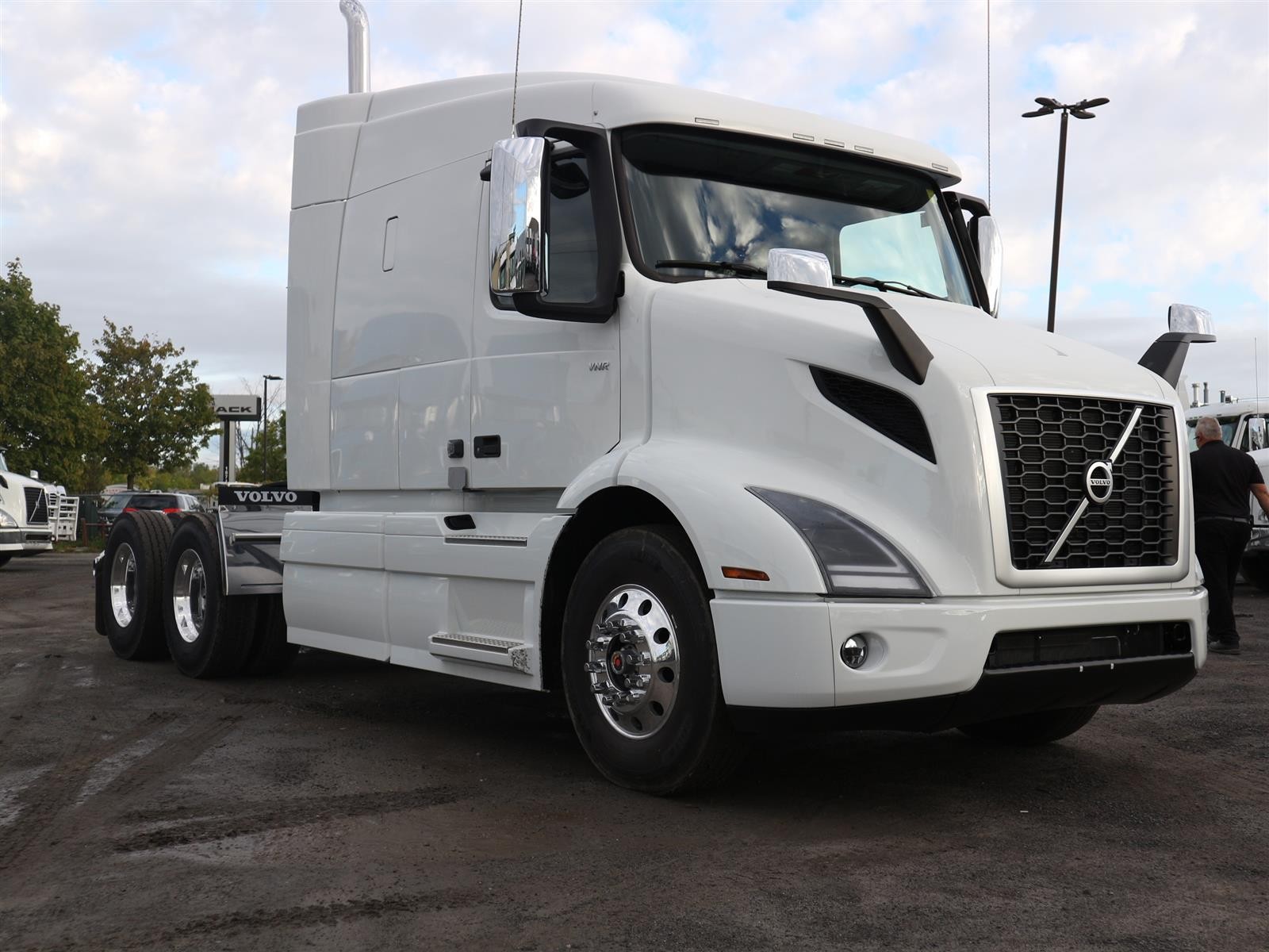 2019 Volvo VNR 640