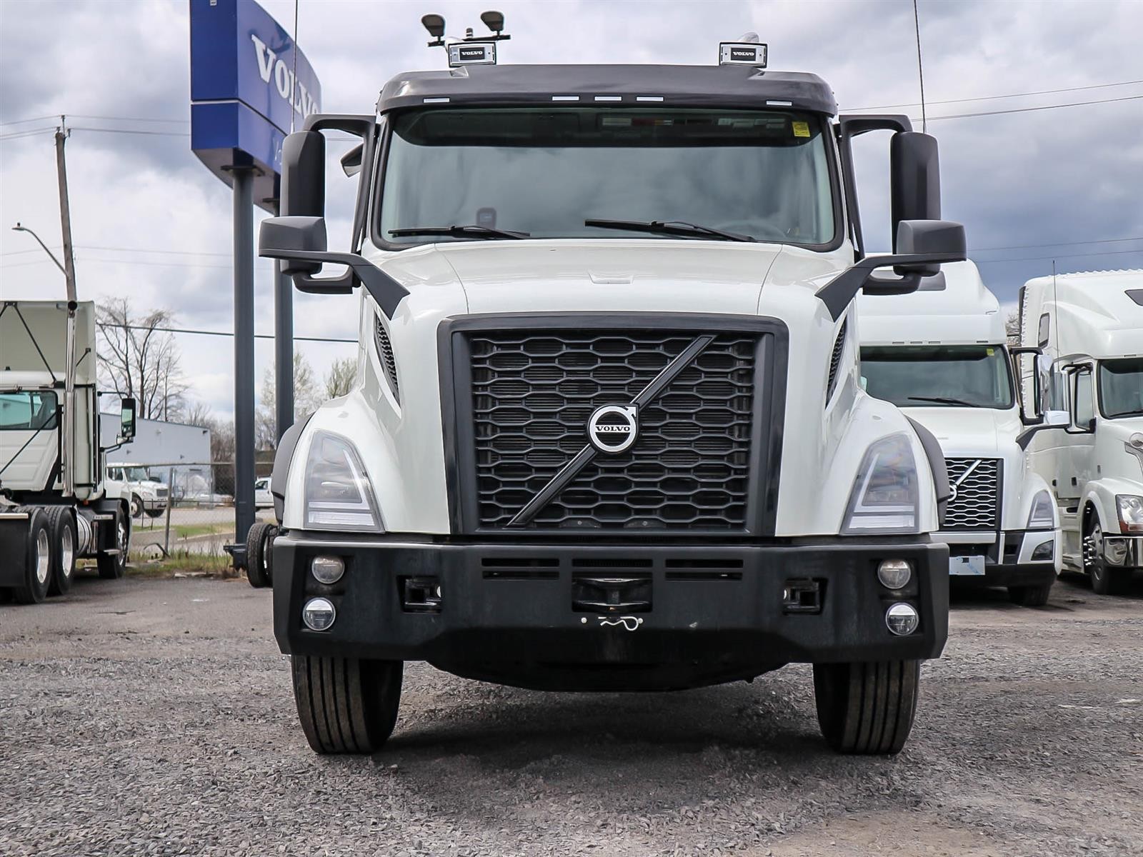 2019 Volvo VNL 400