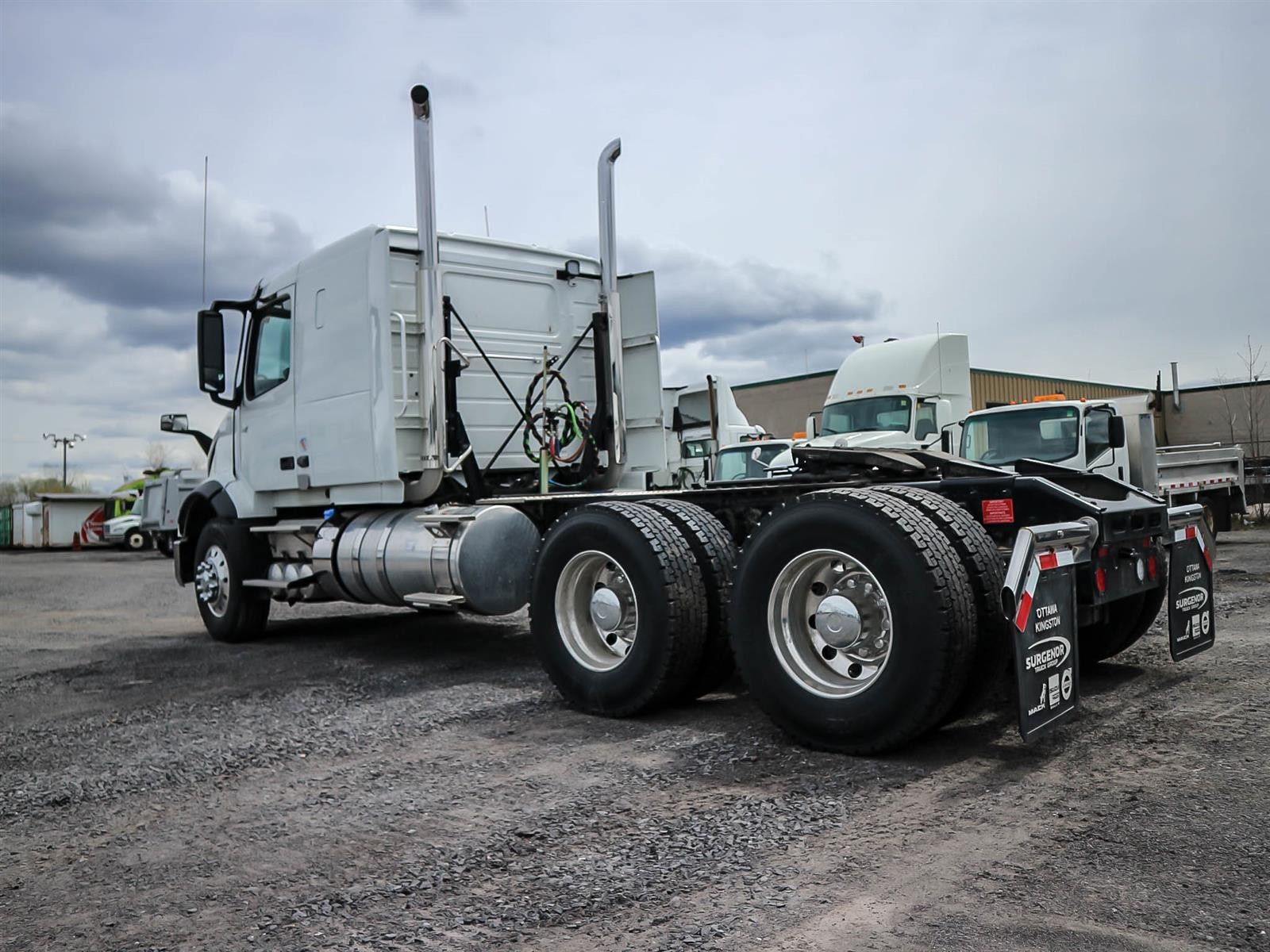 2019 Volvo VNL 400