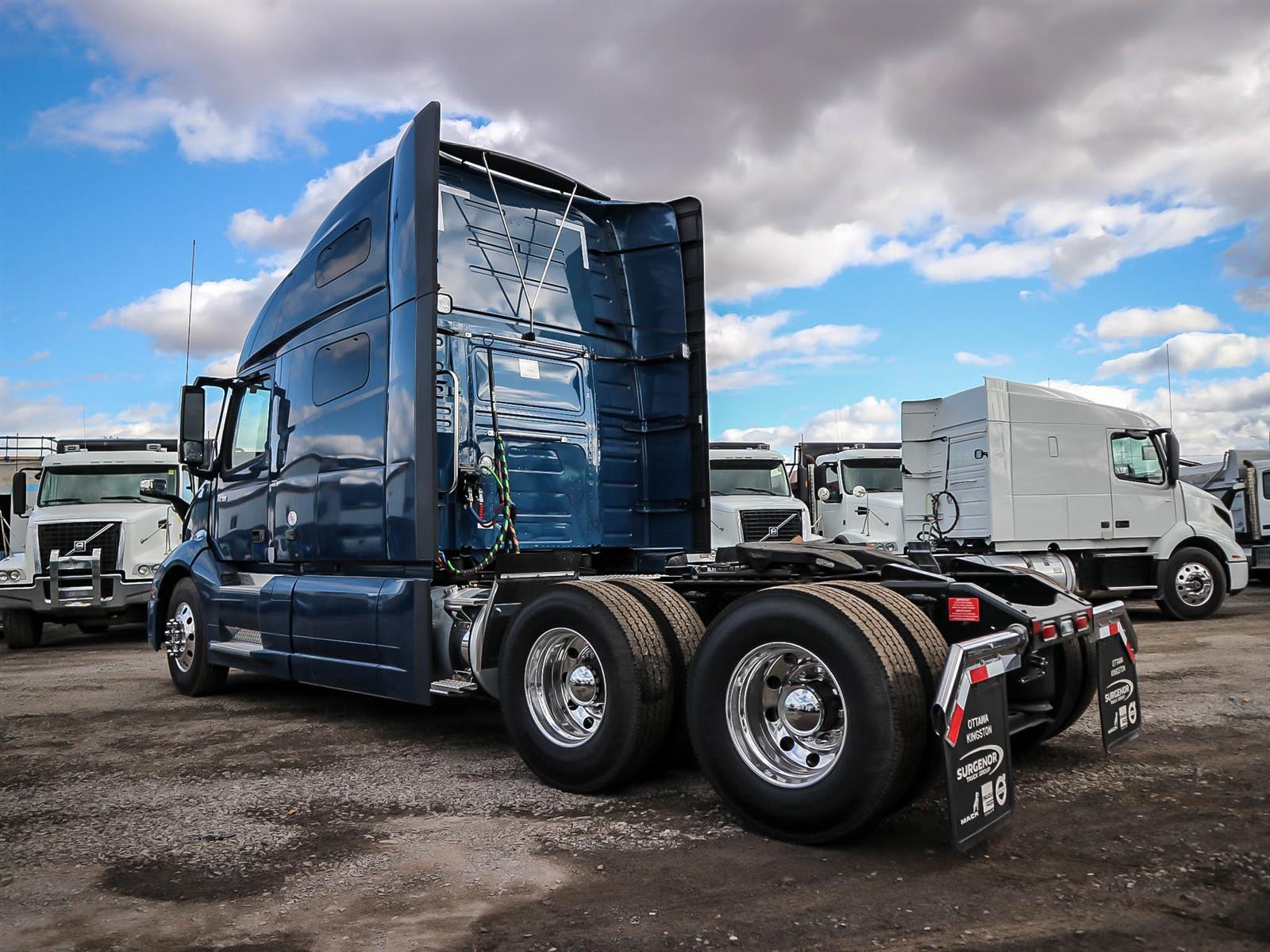 2020 Volvo VNL 760
