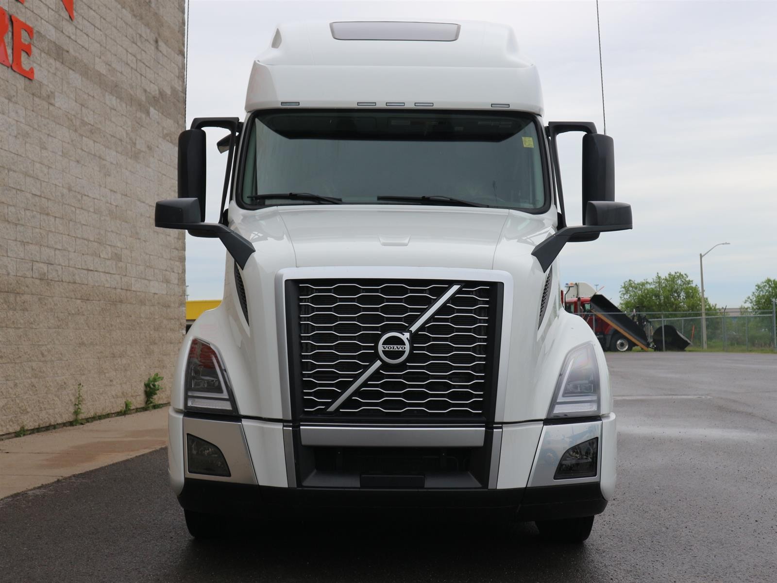2020 Volvo VNL 760