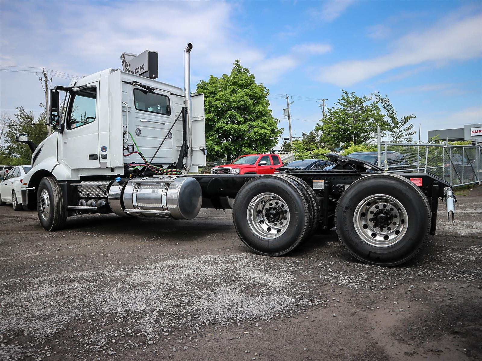 2021 Volvo VNL 300